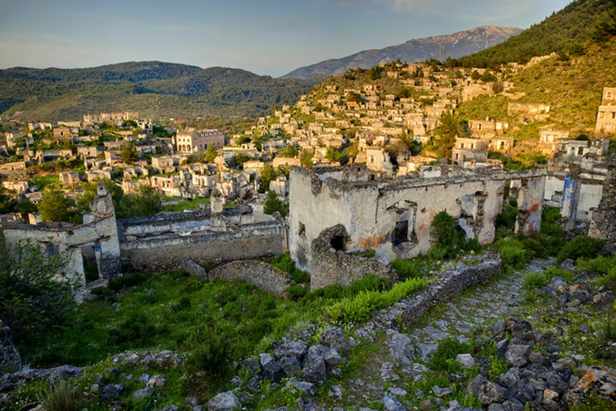 Photo number 6 - history with the end: 10 disappearing ghost cities