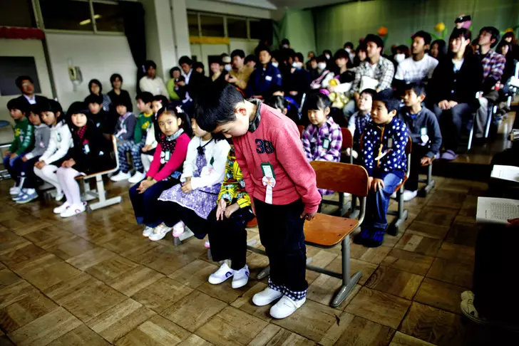 Photo nommer 6 - kollektiewe bewussyn: hoe om op te voed kinders in Japan