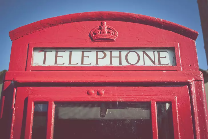 Ảnh №1 - Một bảo tàng trong một gian hàng điện thoại đã mở tại Vương quốc Anh