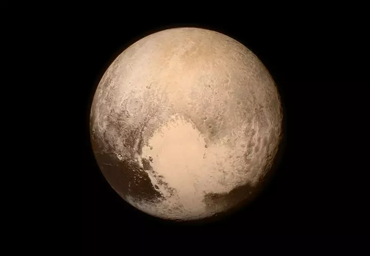 Membuka cakrawala baru: gunung es di Pluto dan 