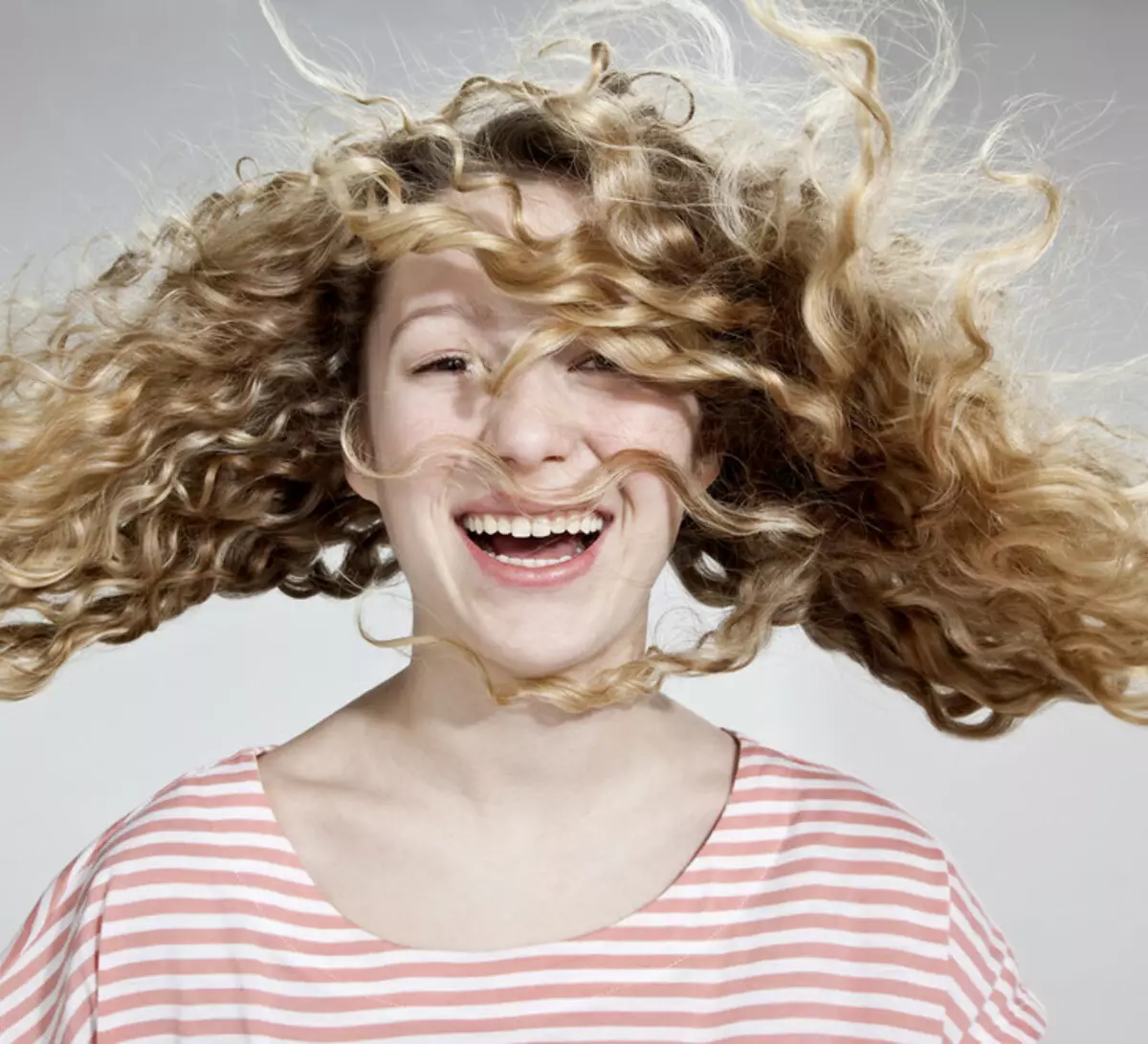 Foto číslo 1 - nie v chémie šťastie: Ako hormóny ovplyvňujú náladu človeka