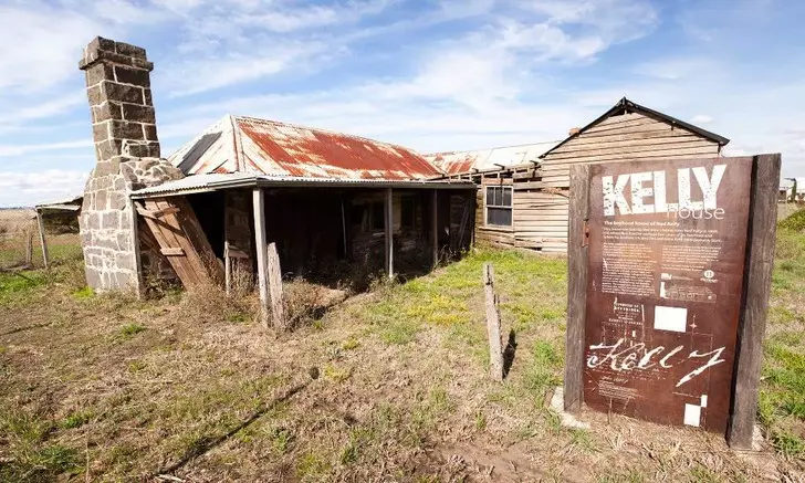 Picture №1 - Australian Robin Hood: 6 Myths about Bushrange Novo Kelly
