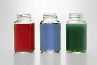 Foto numero 7 - Esperienza: colorazione acido