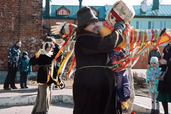 Врући викенд: Шта погледати у Московском родном путу, када је на складишту само дан? 11788_8