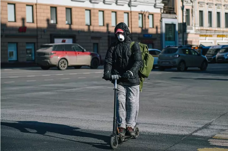 Фото број 1 - Во Русија, воведе нови мерки за борба против коронавирусот