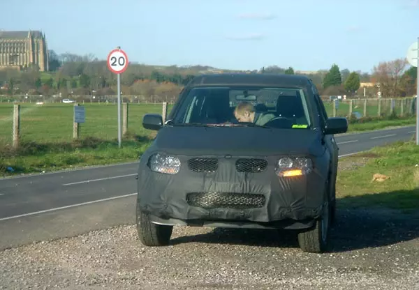 Foto №2 - Spies su una pista da corsa