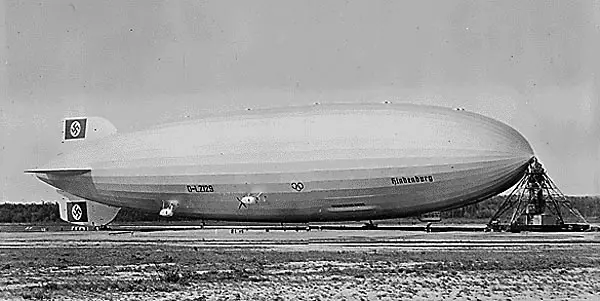Foto №4 - grafika atgriešanās Zeppelin