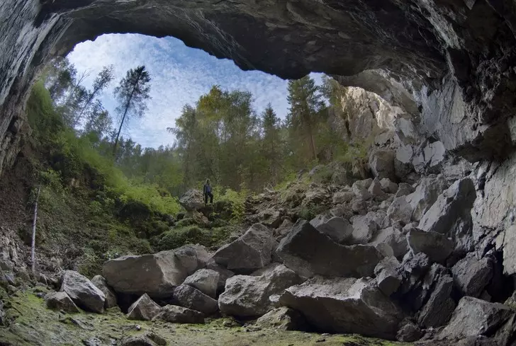 Şəkil 3 - Gözdən gizlidir: 7 fantastik mağaralar