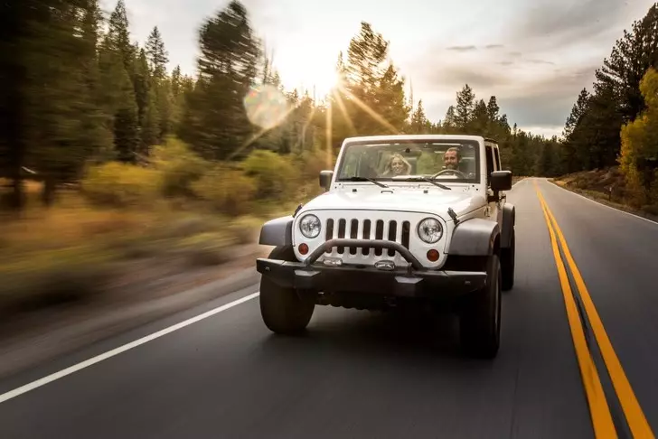 Fotoğraf Numarası 10 - İşçilerdeki Askerler: Tarih ve Jeep Hakkında İlginç Gerçekler