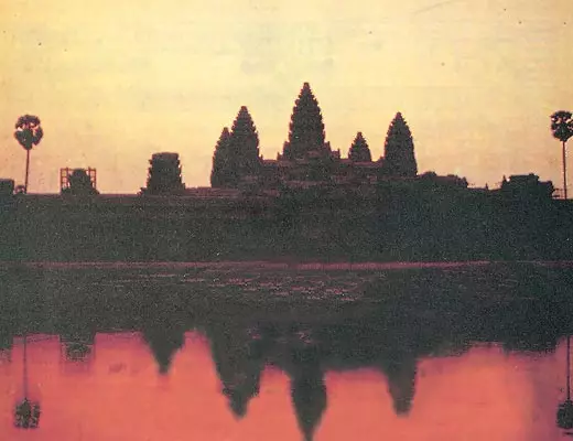Foto №1 - Angkor: Saving