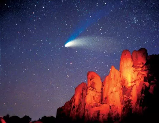 Foto №1 - Hvordan sitte du på halen av kometen?
