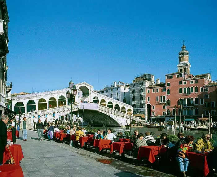 Ritratt №3 - Rialto Bridge