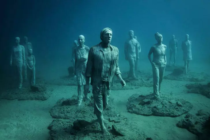 Foto číslo 1 - Underwater Museum