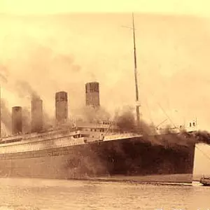 Photo №1 - I-Titanic izosiza Ukuphila