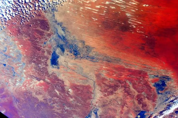 Foto nummer 1 - Space Australië
