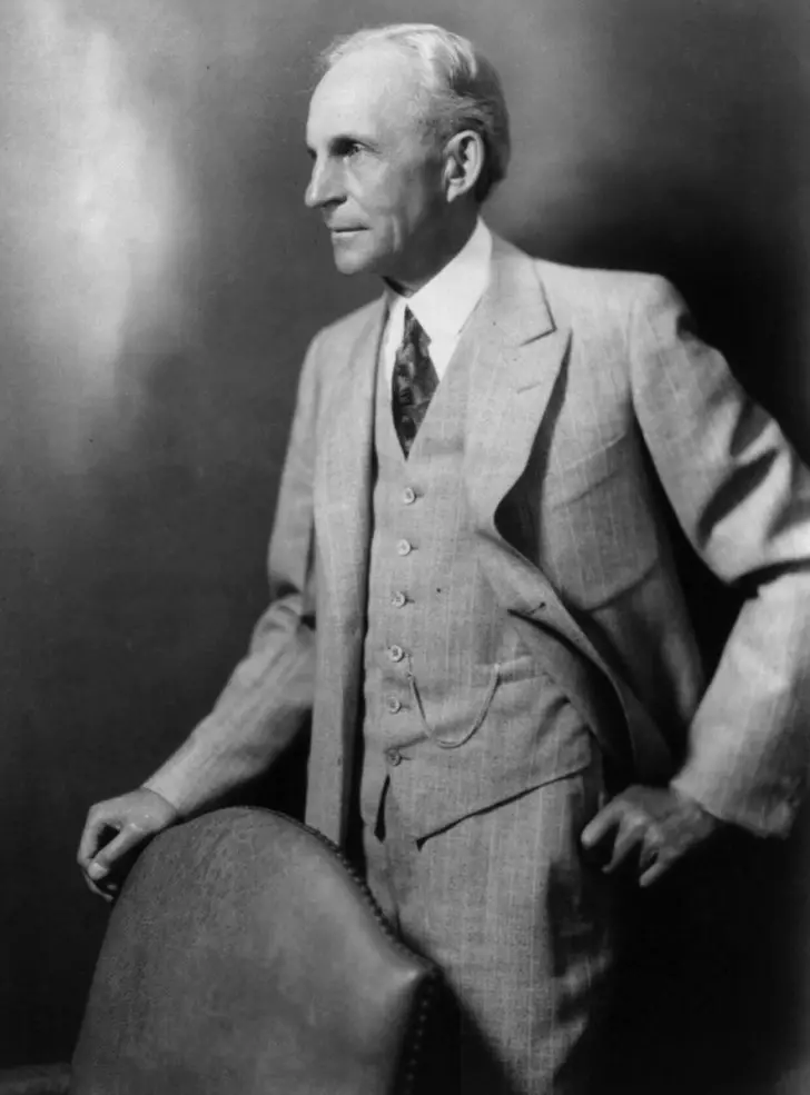 Photo Number 10 - Henry Ford, King of All America