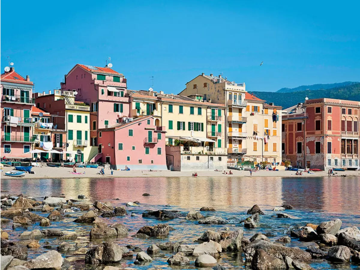 Poto angka 2 - 7 picturesque pantai paling Italia