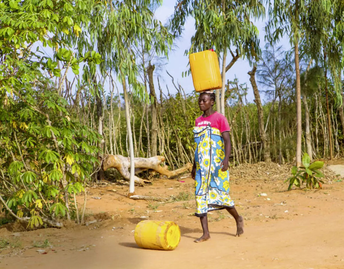 Mga Leksyon sa Equator: Usa ka bulan sa baryo sa mga mata sa Kenya sa usa ka boluntaryo gikan sa Russia 22492_5