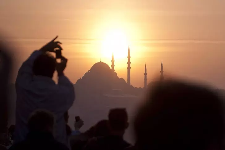Фото №1 - Руските туристи постави нов рекорд во Турција