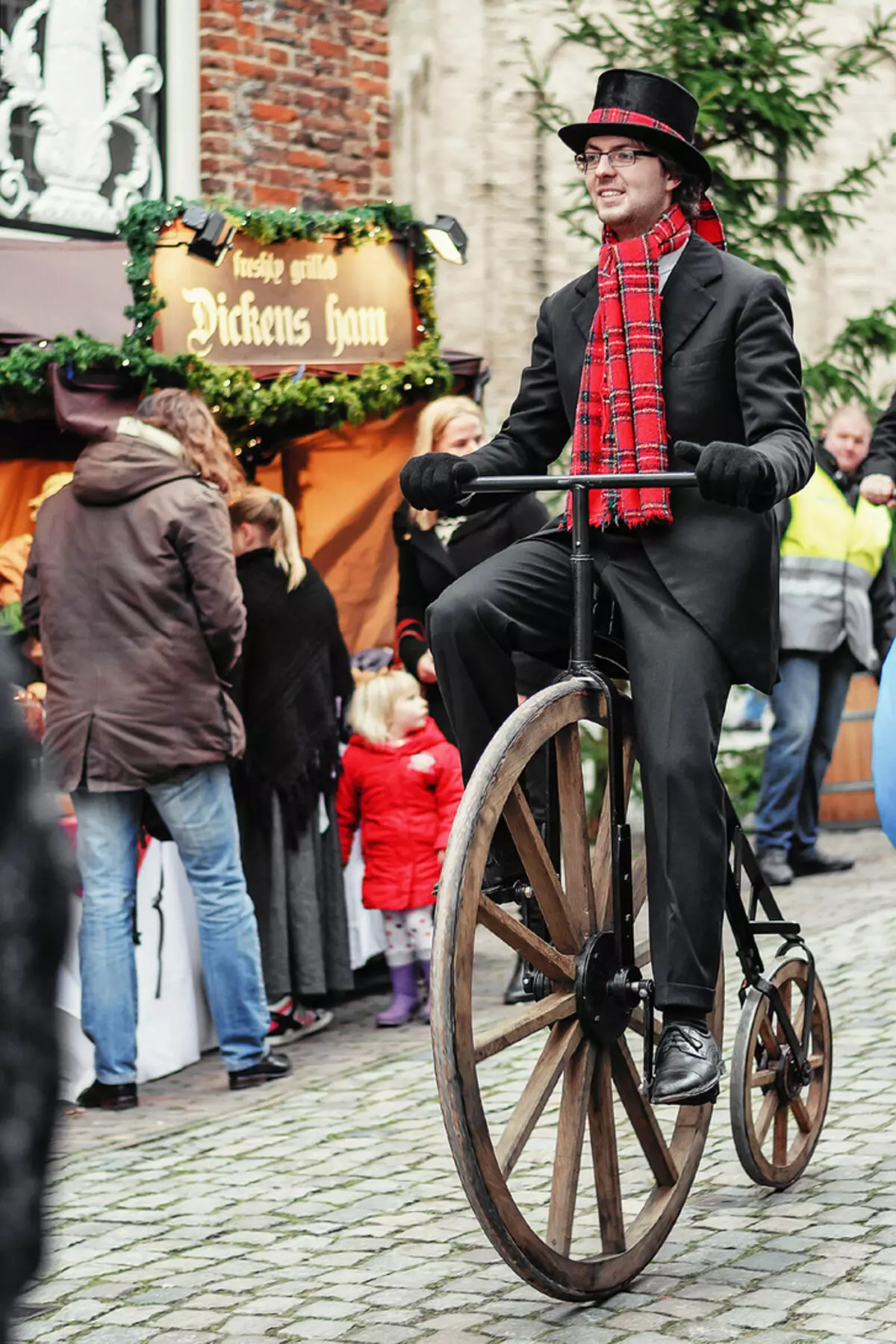 Hulagway №1 - Tradisyon: Dickens Festival, Netherlands