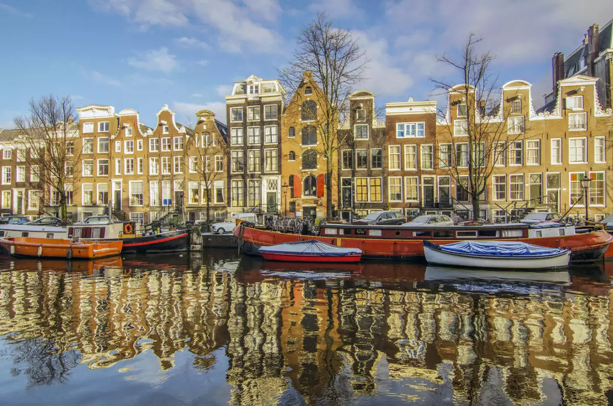 Photo №1 - Amsterdam vil begrense leveringstiden gjennom Airbnb to ganger