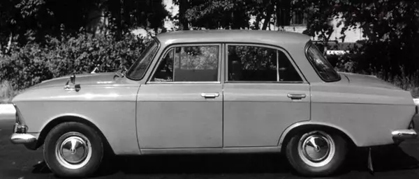 Halvfabrikat: Hur bilar från Sovjetunionen ändrades för en utländsk köpare 255_7
