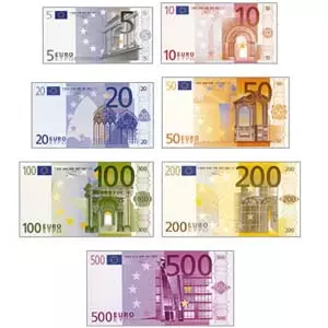 Foto número 1 - Chipre e Malta van a euros