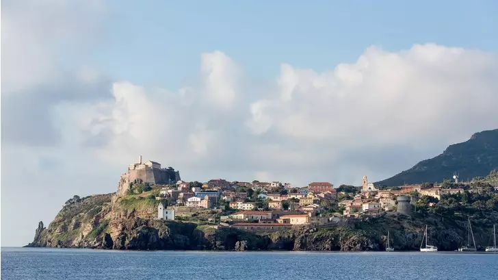 Broj fotografije 1 - Tajanstvena serija krađe došlo je na talijanskom otoku