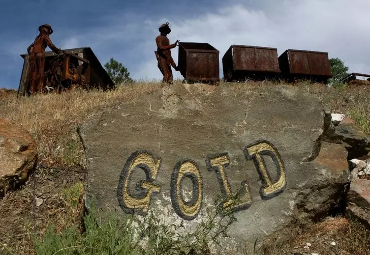 Fotografija №6 - Preporna kovina: 11 Dejstva o Gold Fever