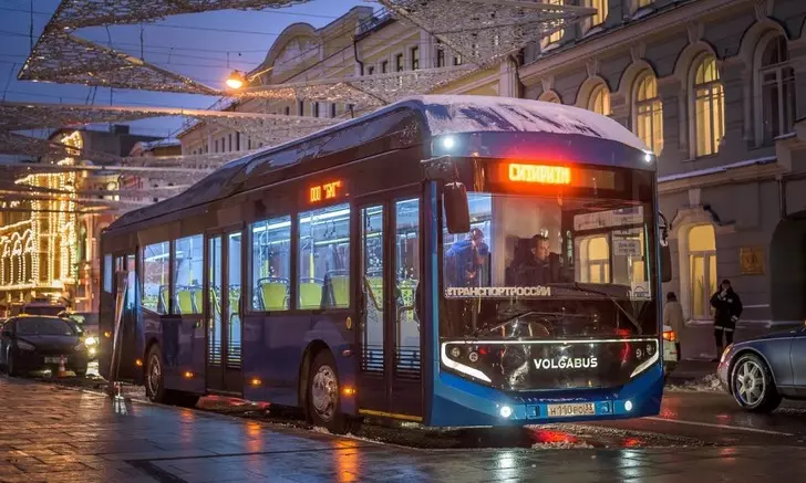 Arktikas autobuss un elektriskais Hummer: Ko redzēt Mobilian festivālā 29577_3