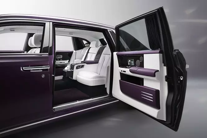 Foto №11 - Rolls-Royce Phantom VIII: De meest luxueuze auto wordt vanaf het begin der tijden gepresenteerd