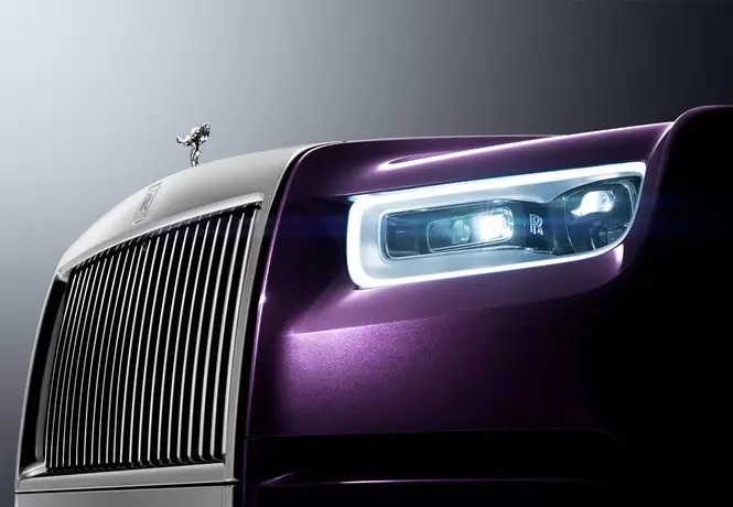 Foto №15 - Rolls-Royce Phantom VIII: Makina më luksoze paraqitet nga fillimi i kohës