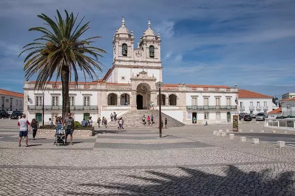 Portegal sûnder Lissabon: Magic Slecks, Enorme Waves en Memlân Portver 31334_31