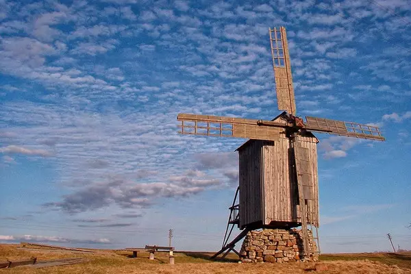 Land av storks og vindmøller: Hva skal du se på den estiske øya Saaremaa 32424_6