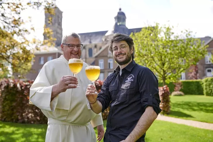 Virkelige Order of Phoenix: Hvad er det belgiske bryggeri i Grimbergen bemærkelsesværdig