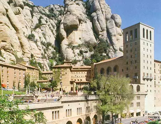 Φωτογραφία Αριθμός 1 - υπό την προστασία του Montserrat