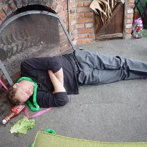 Foto №1 - Alcoholics akan dirawat secara paksa