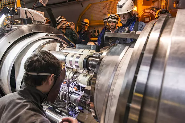 Slika №3 - Najveći na planeti, Adronova Collider je zatvoren na modernizaciju. Što će se dogoditi nakon otvaranja?