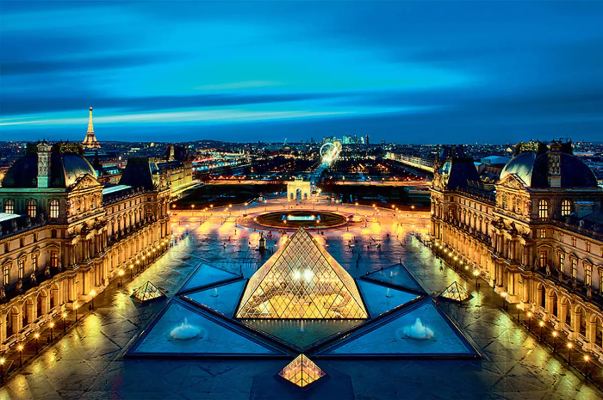 Broj fotografije 3 - tri stoljeća louvre