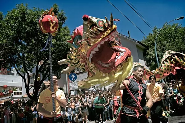 Nọmba foto 4 - Buenos Aires: gbọgide ndị kwabatara