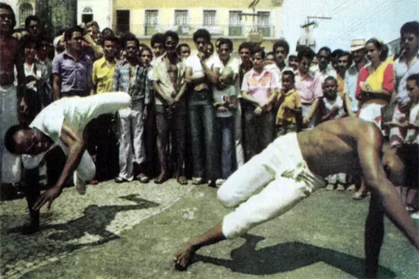 Foto №1 - Capoeira