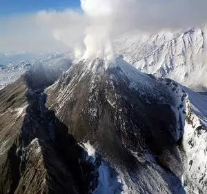 1 nuotraukų numeris - dalis ugnikalnio kupolo žlugo Kamchatka