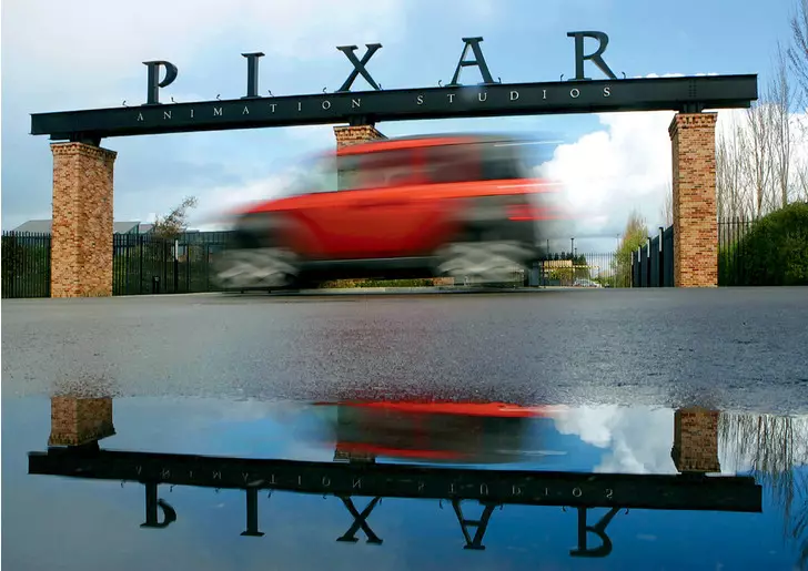 Hoto №1 - barcelona: Pixar aniti studio Walk