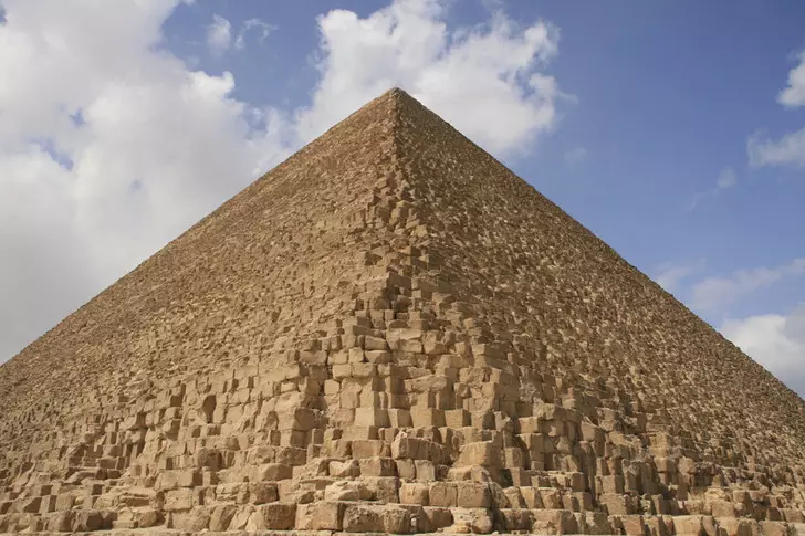 Foto číslo 1 - Tepelné anomálie byly nalezeny v egyptských pyramidách