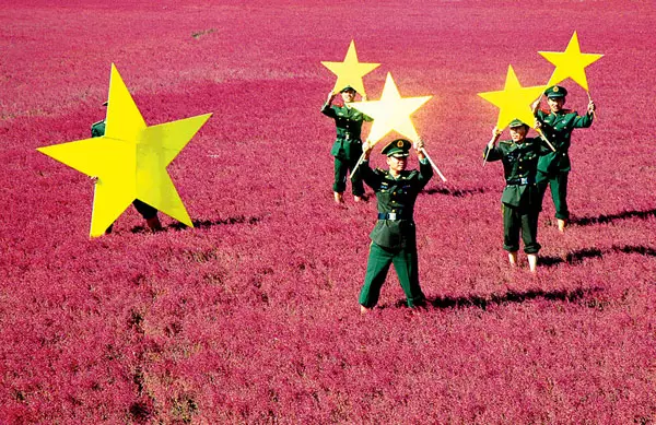 Foto №1 - Udhëzues Star: Çfarë do të thotë flamuri i kuq