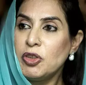 صور №1 - ترأس البرلمان باكستان امرأة