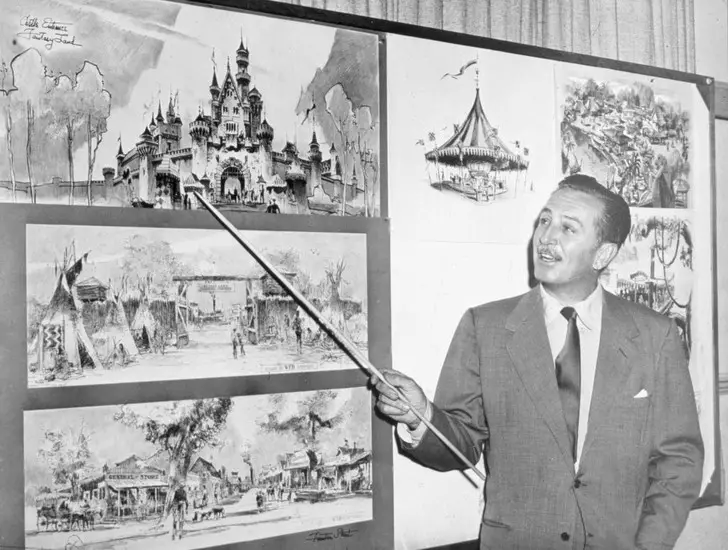 ስዕል №1 - ቀኝ ተረት: በመጀመሪያ Disneyland - 65 ዓመት