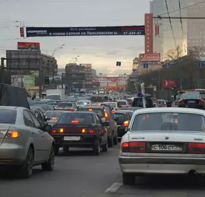 תמונה №1 - מוסקבה ירכב על הגגות