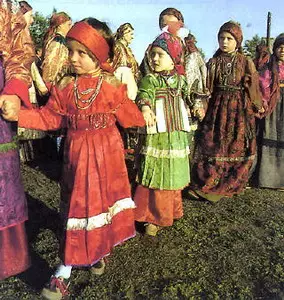 Daim Duab Tus lej 1 - Lub Festival ntawm Finno-Ugric Cov Neeg Nug Qhib hauv Mordovia