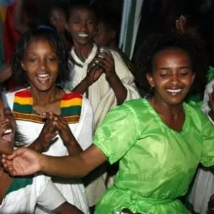 Tus lej naj npawb 1 - Ethiopia mus rau hauv lub xyoo peb ntawm ib txhiab xyoo